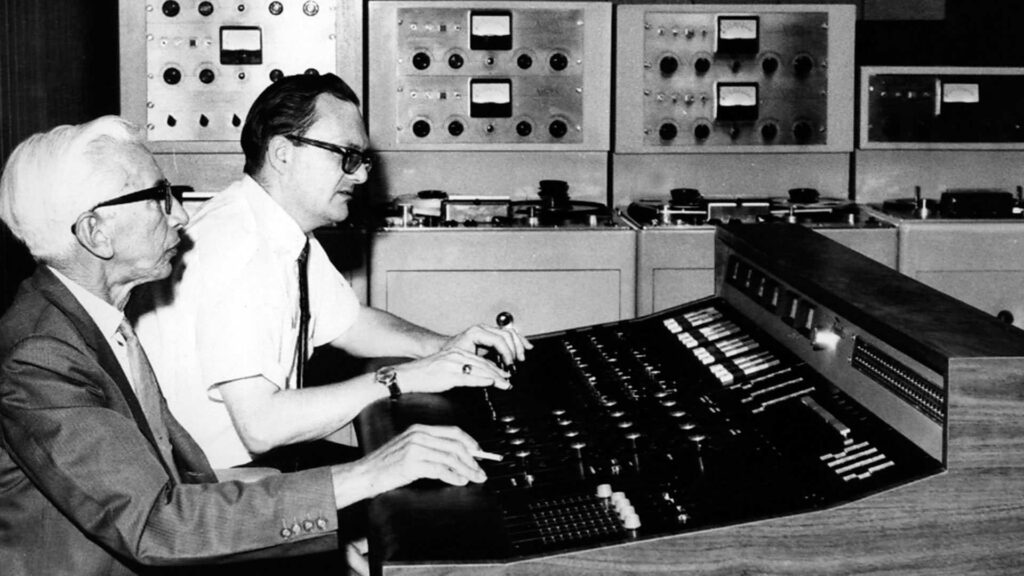 Discos Fuentes: 86 años liderando la industria musical en Colombia y ...